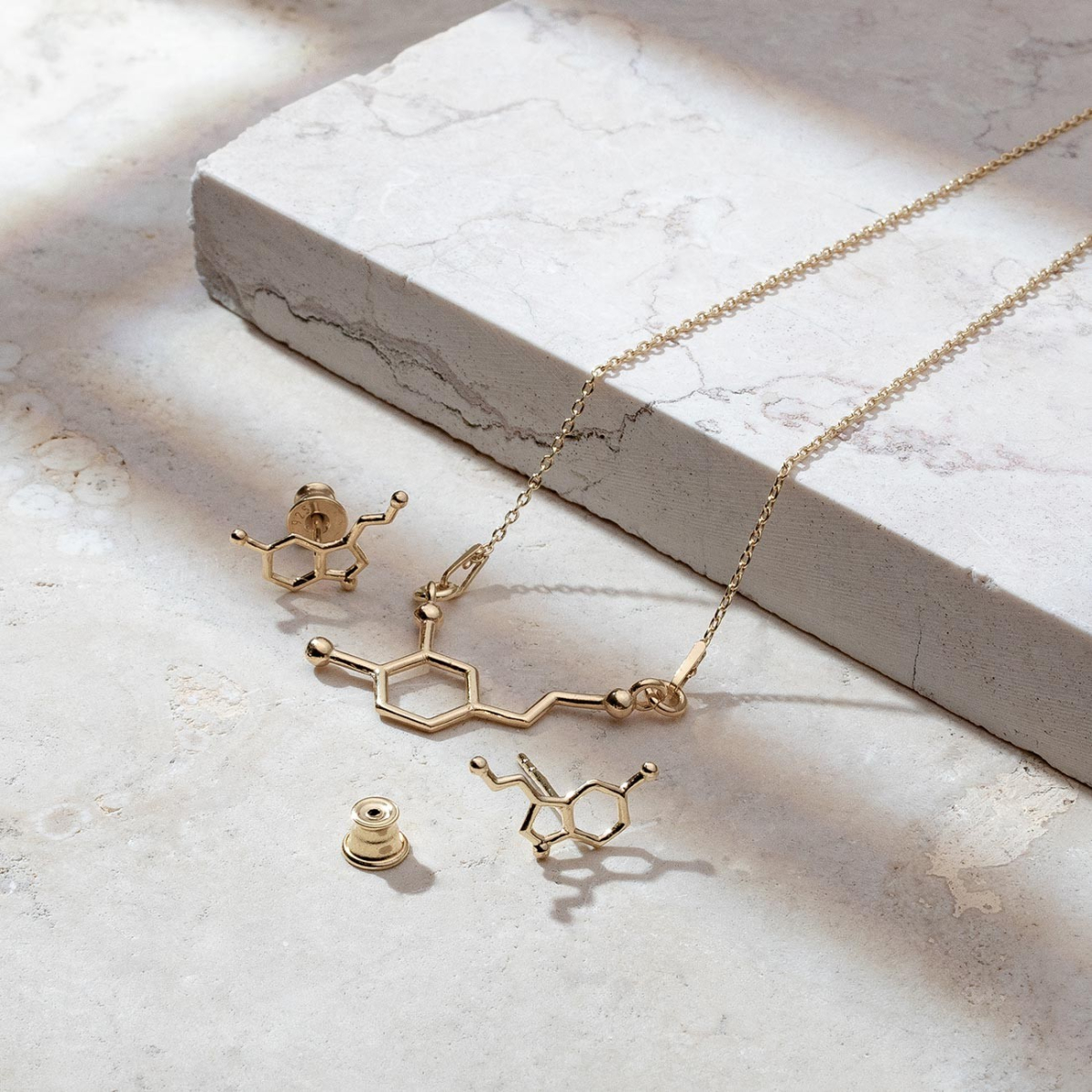dopamine structure necklace
